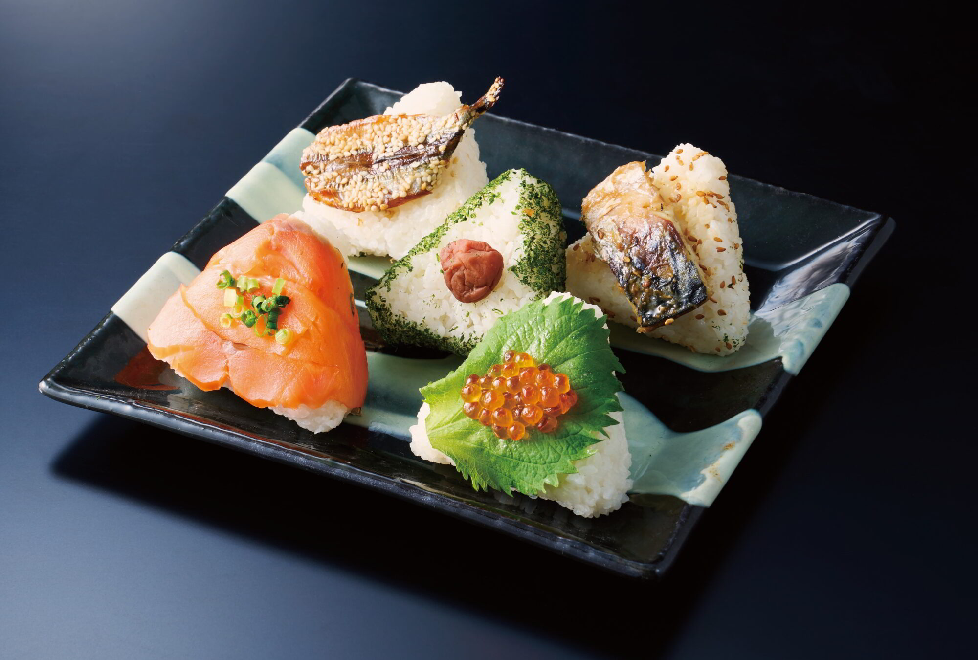 マルチにぎりロボットASM575 | AUTEC